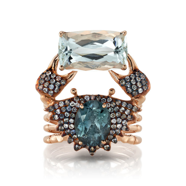 Daniela Villegas – TinyGods